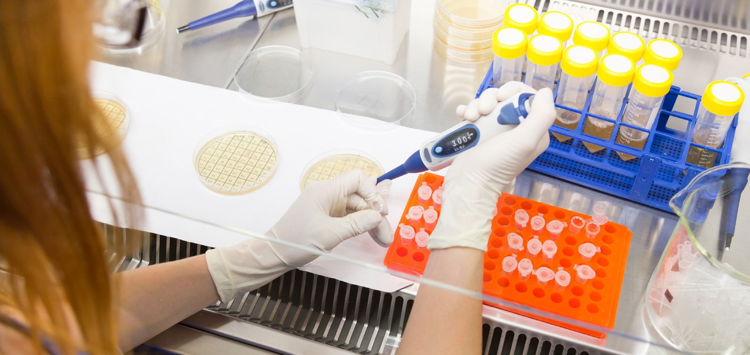 Robotic automation in the pharma lab