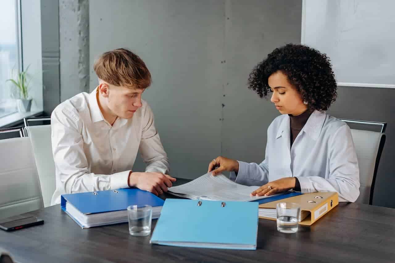 10 signs a married male coworker is attracted to you at work