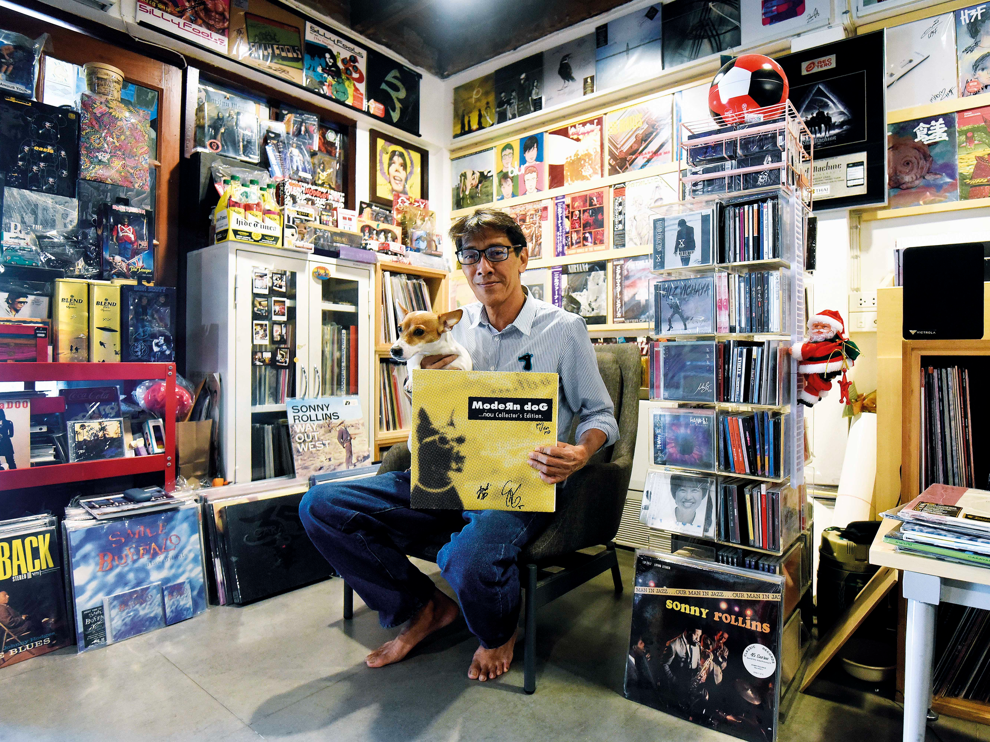 ลองอ่าน 481 PEOPLE WITH VINYL Record Shop